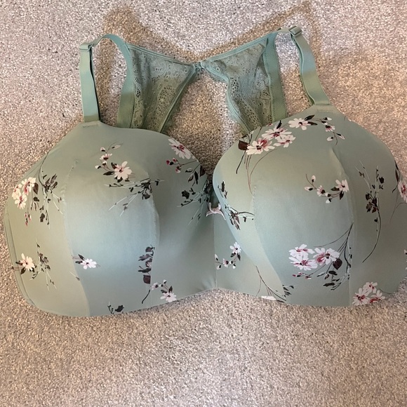 Cacique | Intimates & Sleepwear | Cacique Lightly Lined Tshirt No Wire ...